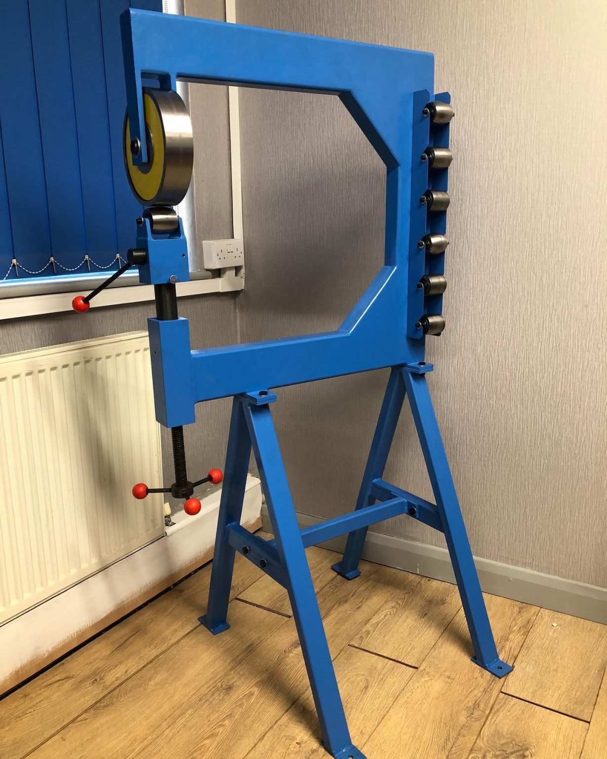 WHEELING MACHINE ENGLISH WHEEL 22" THROAT - METZ TOOLS