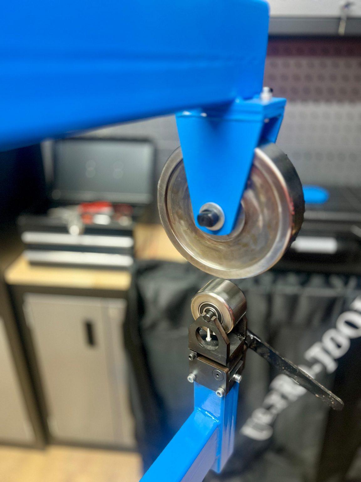 ENGLISH WHEEL WHEELING HEAVY DUTY 28" THROAT - METZ TOOL