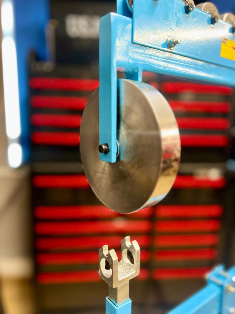 ENGLISH WHEEL BENCH TOP WHEELING METAL MACHINE - Metz